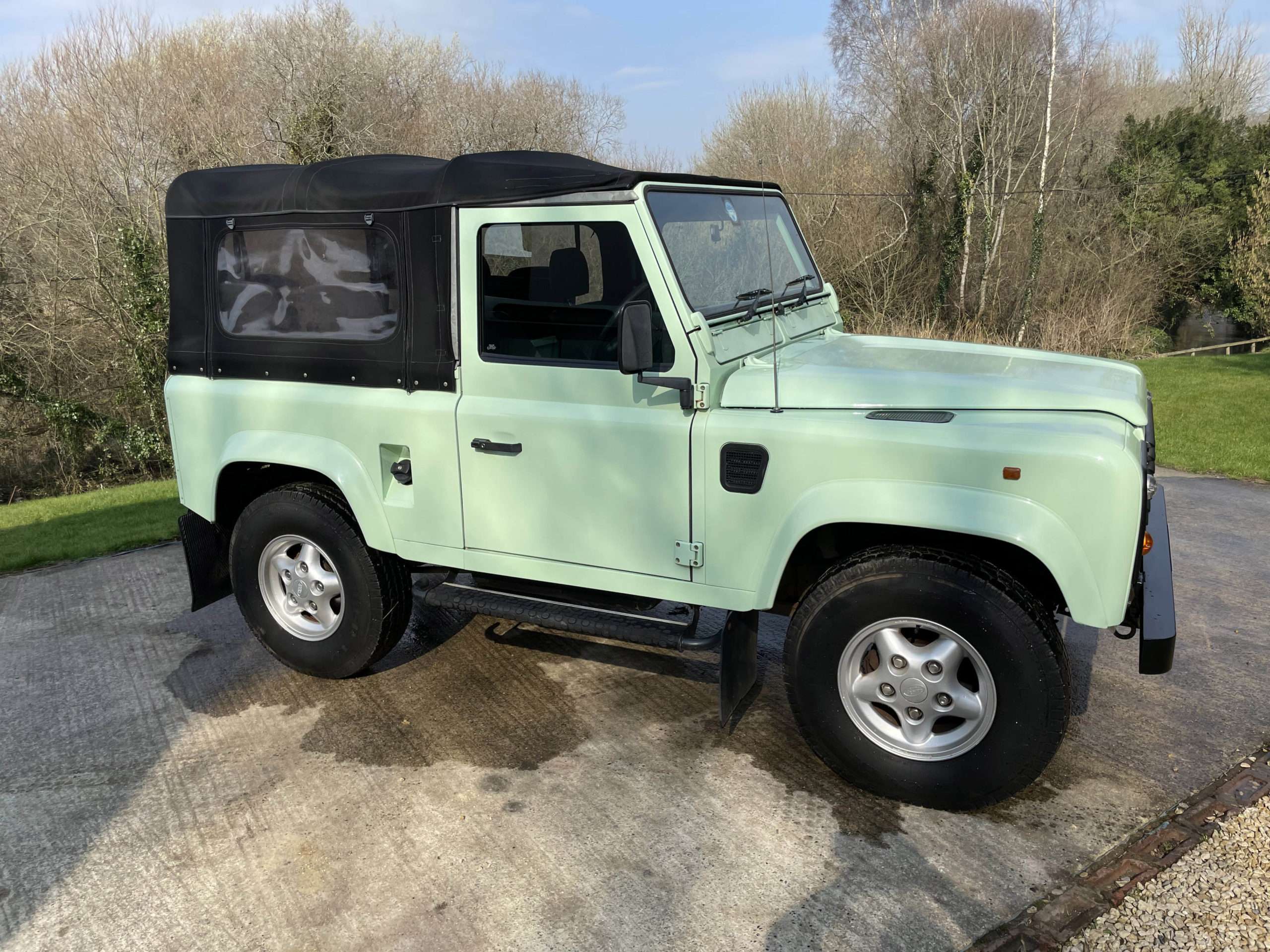 LAND ROVER DEFENDER 90 2.5 TDI NENE OVERLAND CONVERTIBLE AUTOMATIC ...
