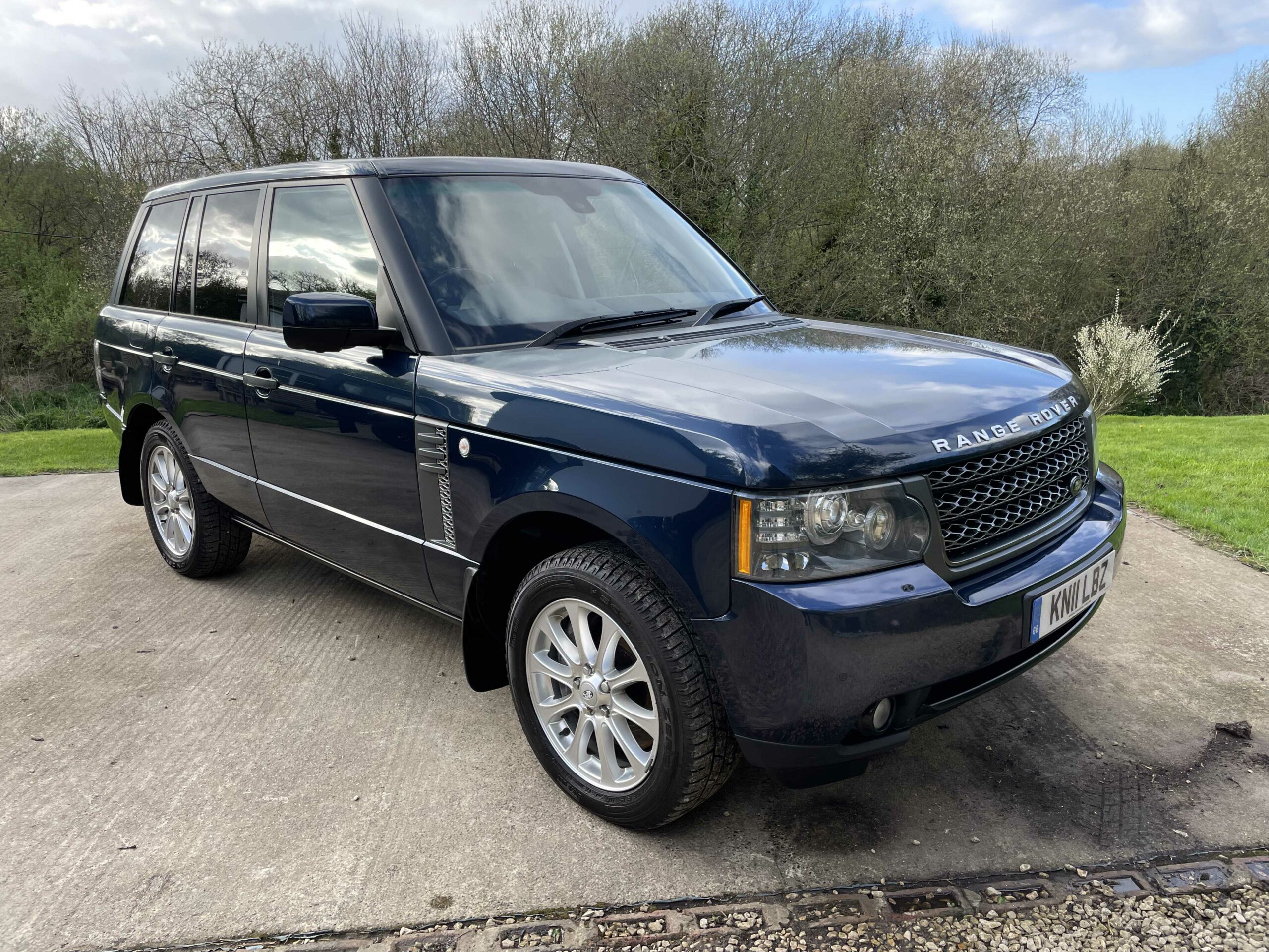 LAND ROVER RANGE ROVER VOGUE 4.4 TDV8 SUV 5dr Diesel Auto 4WD Euro 5 ...